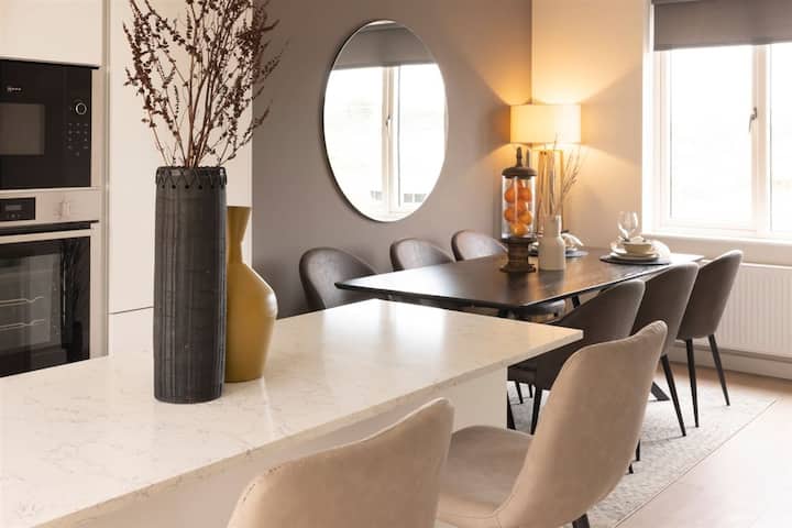 Private Room With Separate Bath - Bray