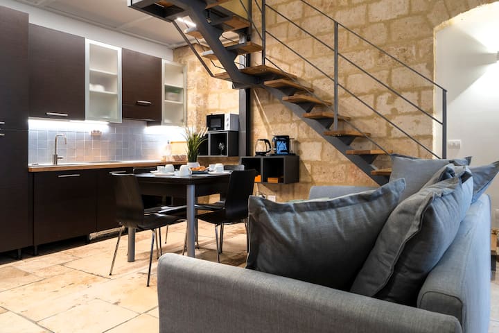Stazione & Politecnico Stylish Apt With Netflix - Bari