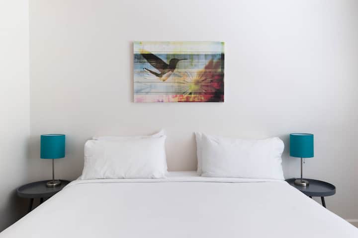 Secoya King In Boutique Casa Secoya Motel - Occidental, CA