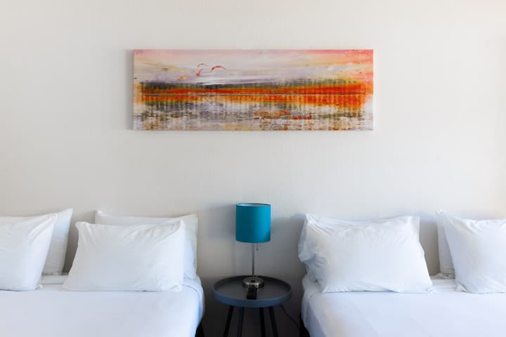 Cozy Two Queen In Boutique Casa Secoya Motel - Occidental, CA