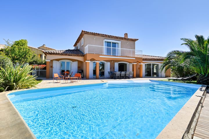 Villa Harmony Vue Mer, Piscine Et Salle De Jeux - Sanary-sur-Mer