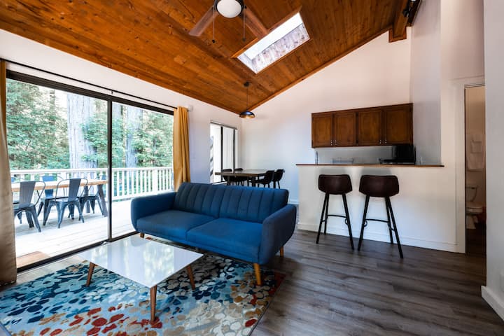 Quail Cabin In Boutique Casa Secoya Motel - Monte Rio, CA