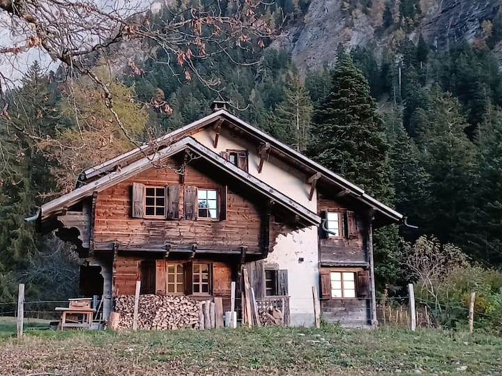 The Poetic Chalet By Gryon Exclusive, Unique - Leysin