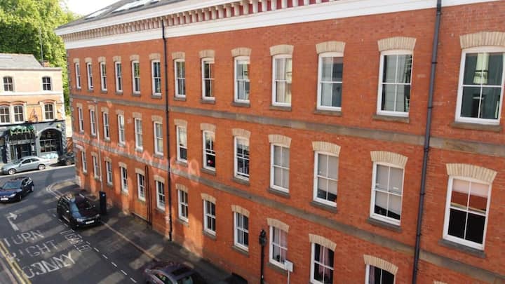 City Centre Location Spacious Manhattan Style Flat - Leicester