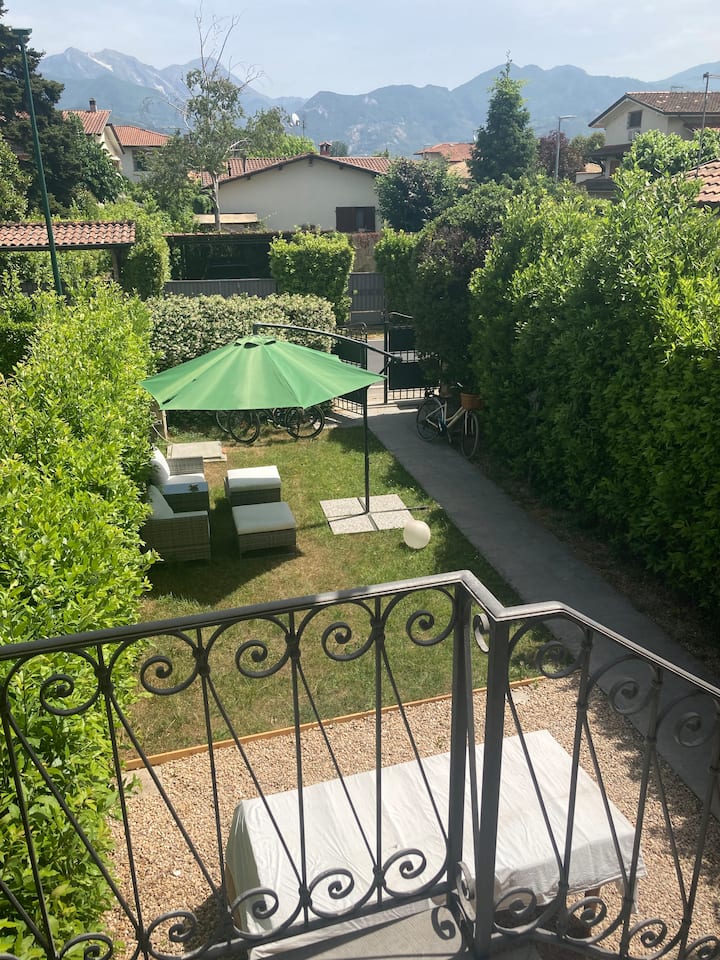 Casa Centrale Con Giardino E Parcheggio. - Forte dei Marmi