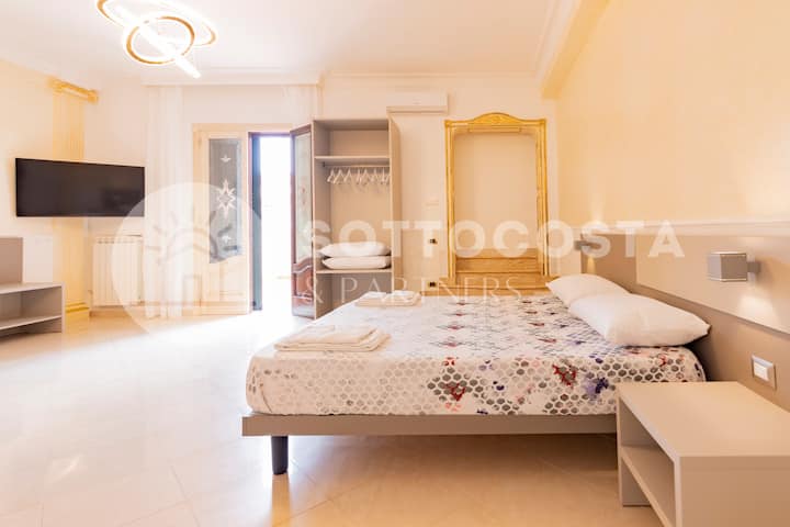 Museum - Art Of Living - Porto Cesareo