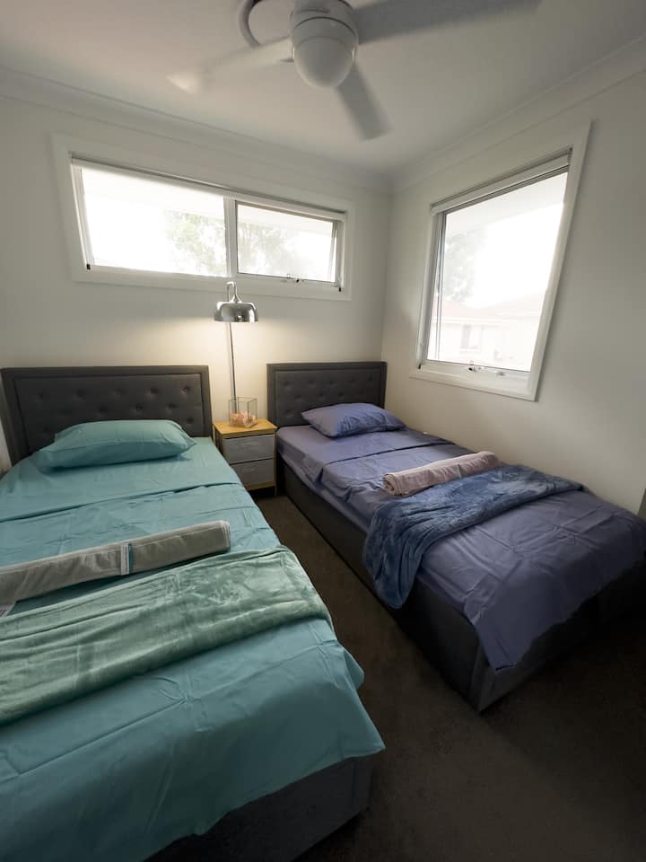 Room In Brand New House - Penrith