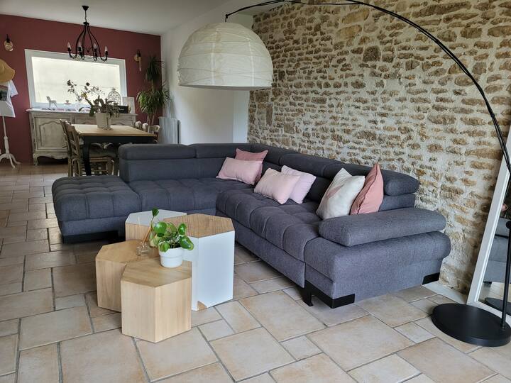 Charmante Maison En Pierre - Bénouville