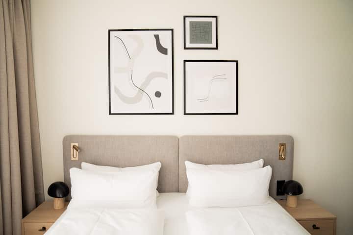 Stylish Double Room Next To Lübeck Old Town - Lübeck
