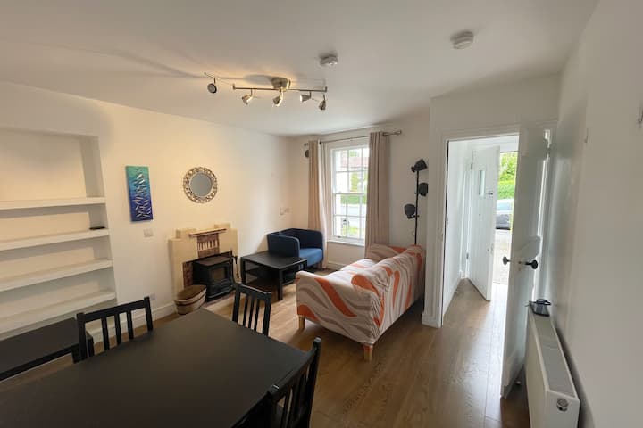 Cottage Apt Near The City - Dún Laoghaire