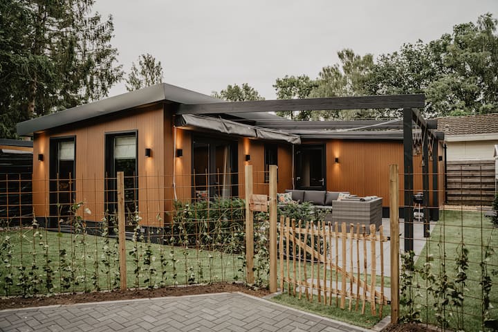 Luxe Boshuisje 33 Met Ligbad En Airco @ Veluwe - Putten