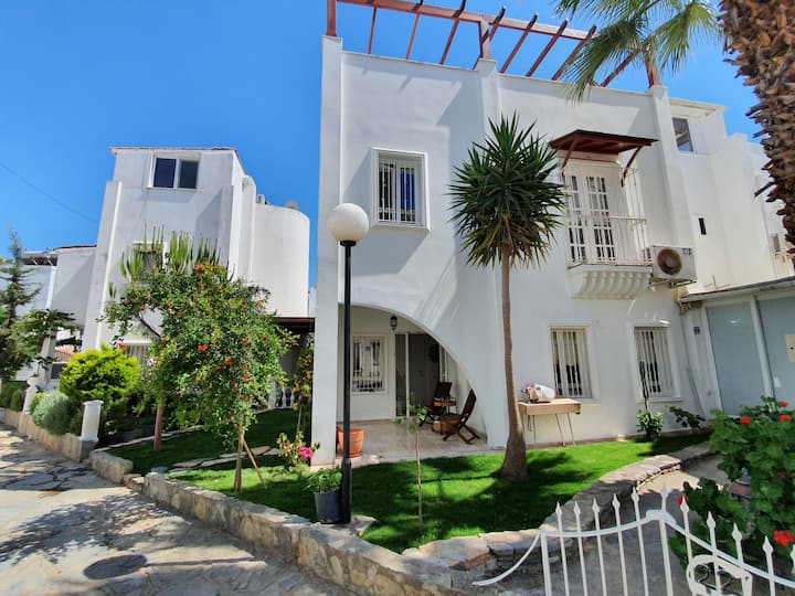 Villa In Bodrum With A Perfect Location! - Bodrum