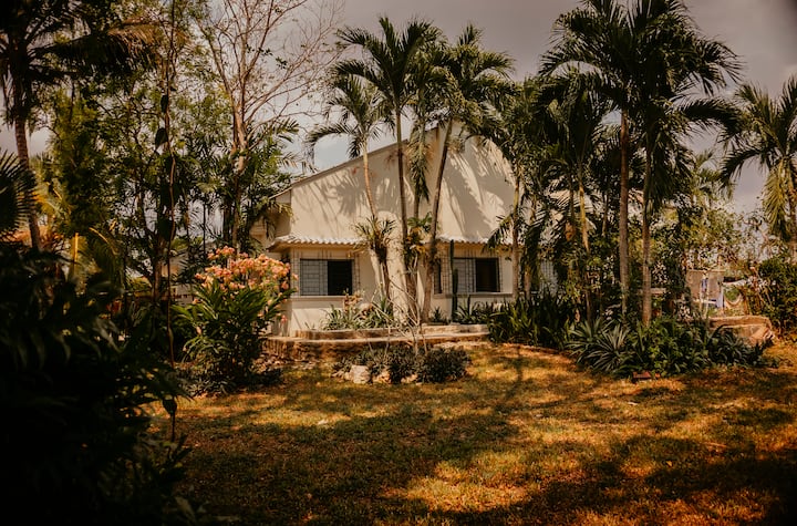 Hacienda Belgica - Wild Paradise - Corozal