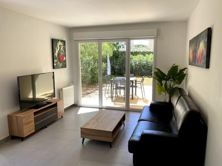 Superbe 2 Pièces / Port Frejus / Plage/base Nature - Fréjus