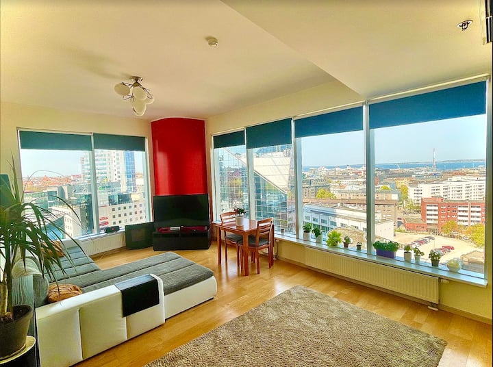 Cozy Apt In The City Center With A Panoramic View - Viro