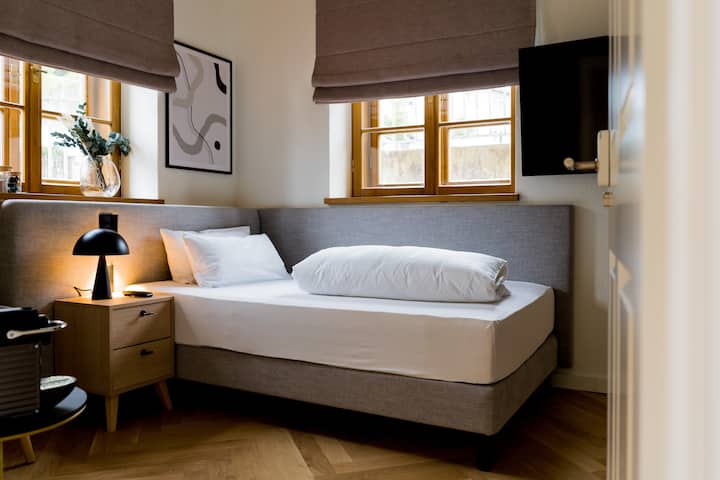 Cozy Single Room, Close To Munich Airport - Freising