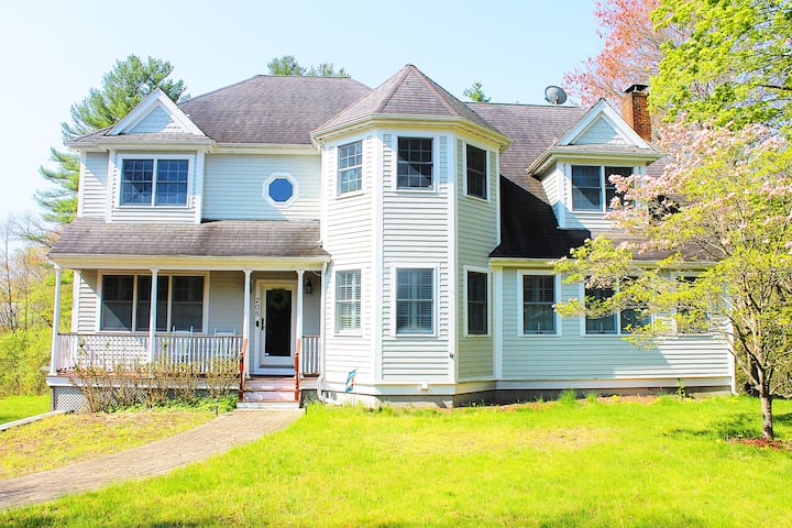 Huge Home Between Boston & Cape, 10 Bed & Game Rm - Scituate, MA