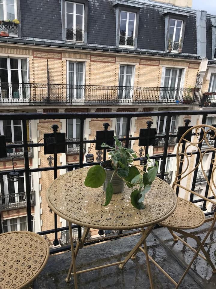 18e/montmartre: 2 Pièces/balcon - Porte d'Orléans