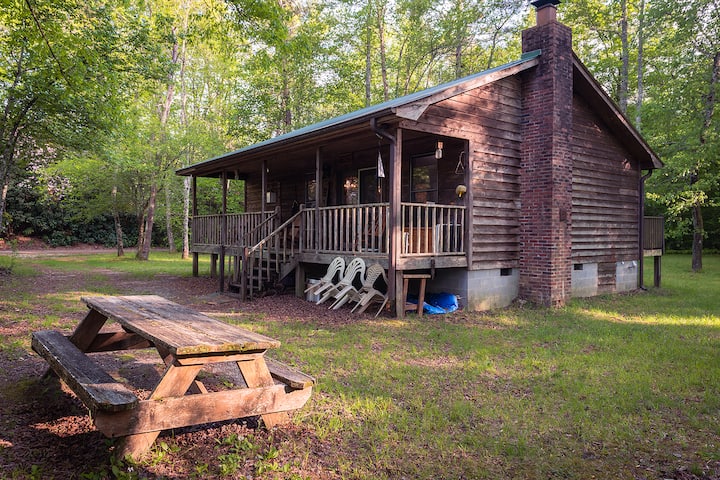 “The Happy Place” River Front Cabin - Walhalla, SC