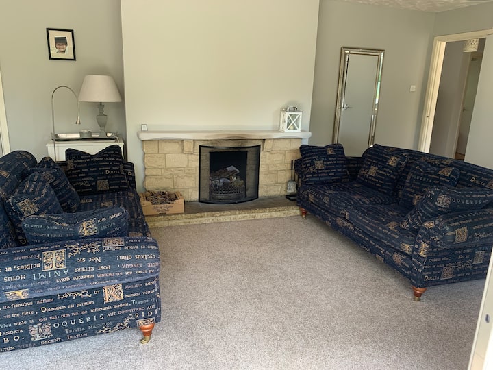 Easy Walk To Beach & Large Front Garden - Bembridge
