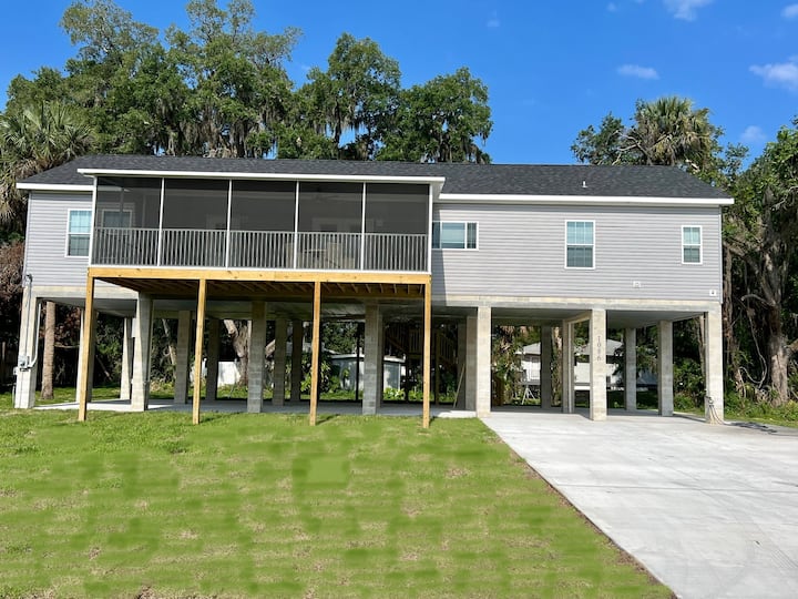 Crystal River Highrise - Crystal River, FL