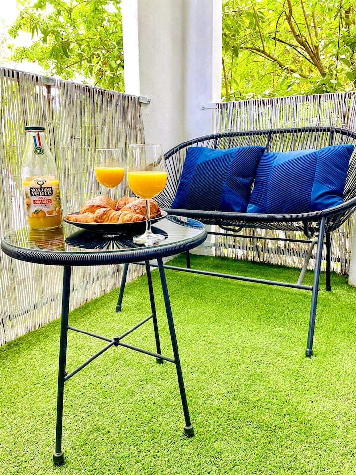 Le Havre De Paix Montpelliérain - Terrasse Parking - モンペリエ