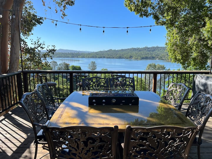 Smith Point Views - Lake Nacimiento, CA