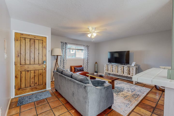 Adorable Adobe Home In Downtown, Dogs, Firepit - Albuquerque, NM
