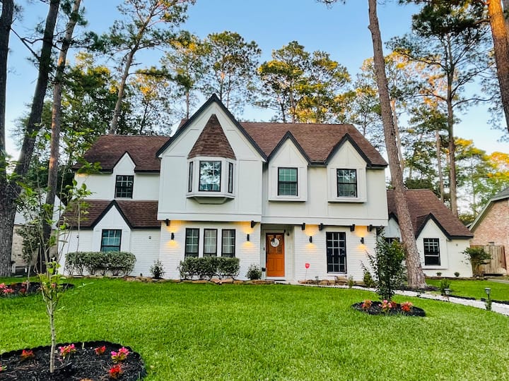 House In Renovation-
Should Be Ready In 2 Months. - Tomball, TX