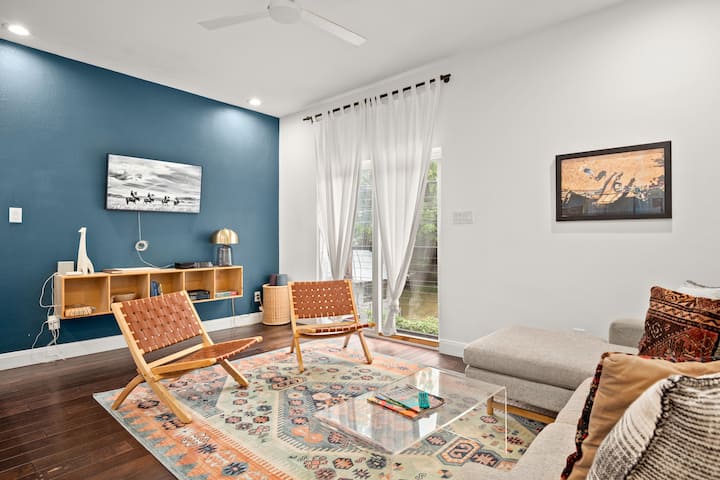 East Austin | 3 King Beds+ Arcade | Walk To Eats - Austin, TX