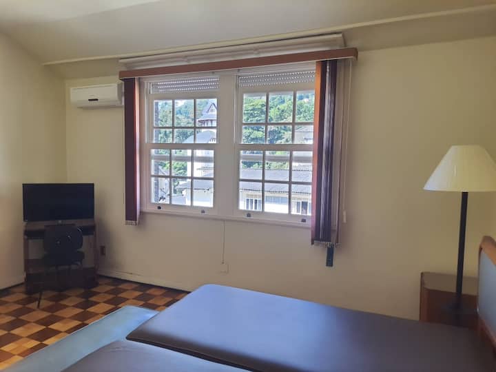 Apt Palácio Quitandinha Ar Split Quente Frio Wi-fi - Petrópolis
