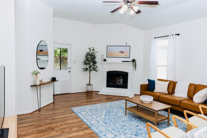 Home In Tomball/the Woodlands - Tomball, TX