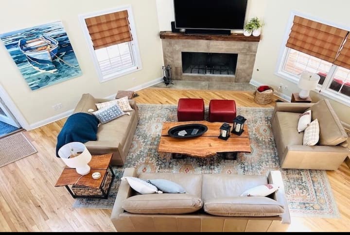 Crescent Moon Cottage/5 Bdrm 4.5 Ba/pool/hot Tub - New Buffalo, MI