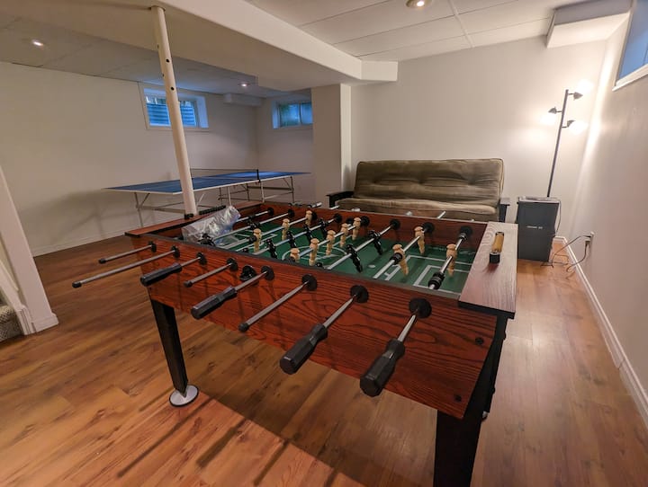 Adorable 4 Bed,2.5 Bath House. - Kingston, Canada
