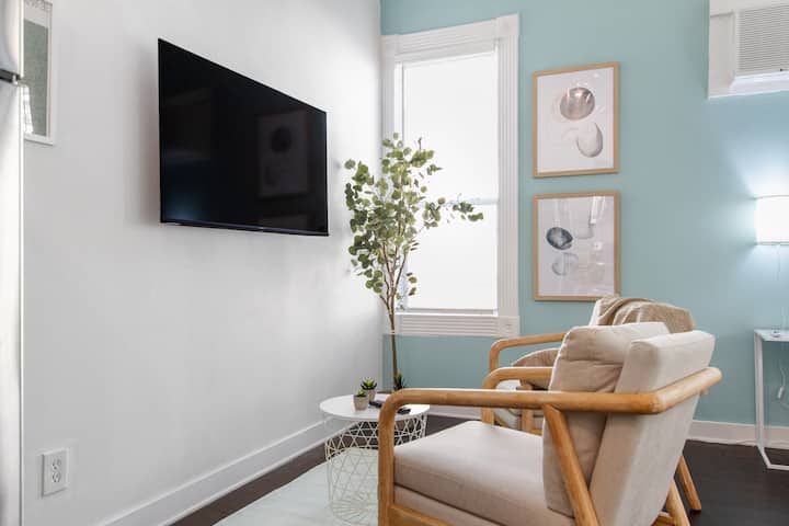 Comfortable Montrose Studio - Independence Heights - Houston