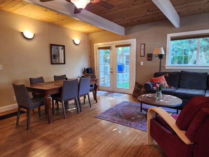 3 Bdrm Downtown Davis Charmer, 0.5 Mile To Ucd - Davis, CA