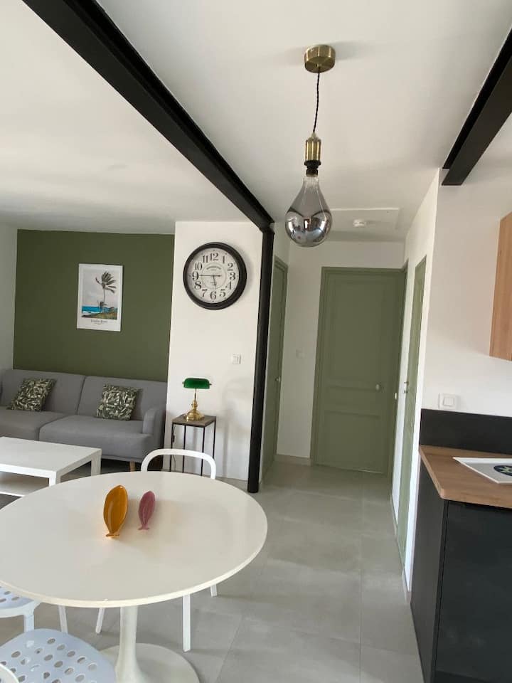 T3 + Garage En Centre De Sanary. La Marinière. - Sanary-sur-Mer