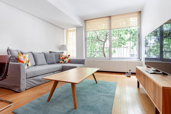 Charming 2br In Cihangir With Shared Garden (S4) - Istanbul