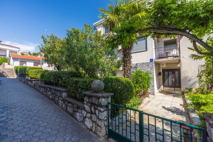 Modern Apartment 150m To The Beach - Crikvenica