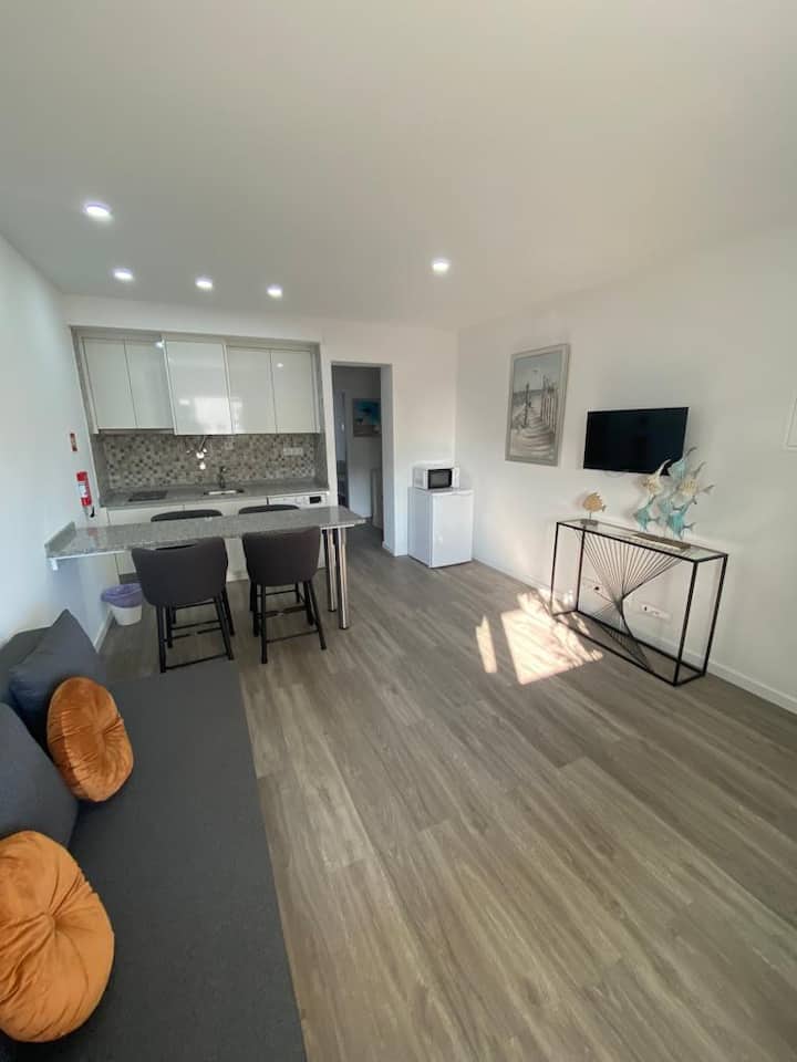 Apartamento Centro 300m Da Praia - Costa da Caparica