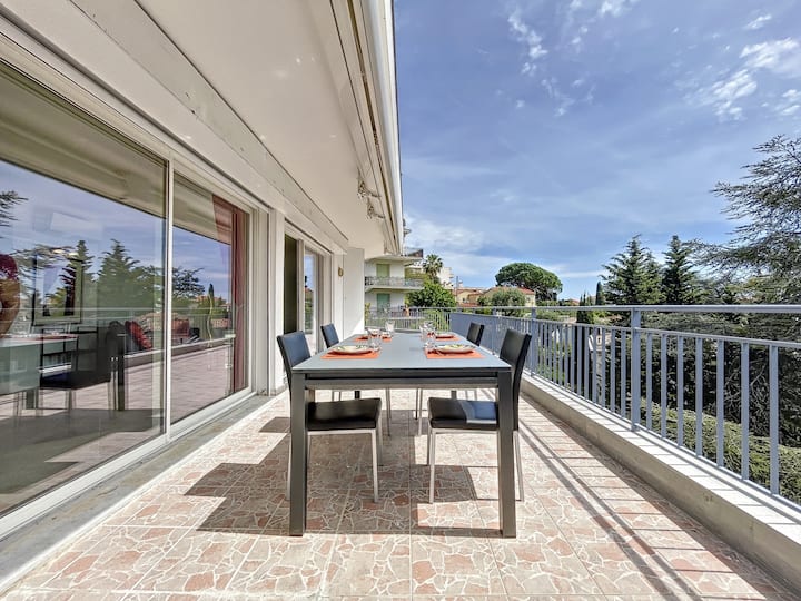 Appartement 2 Pièces Avec Terrasse De 150 M² - Cannes