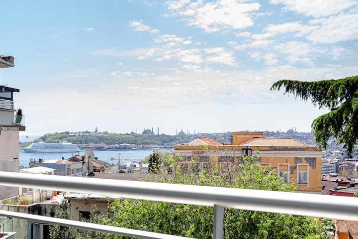 Spacious 2br With Bosphorus View And Balcony (S13) - İstanbul