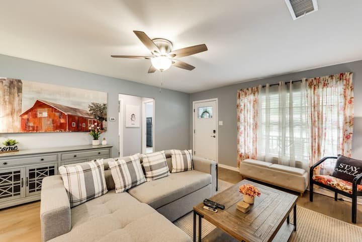 Frisco Rail District Charmer - Frisco, TX