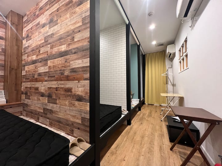 世界遺産の東寺を眺める事ができるホステル！個室3人部屋。 - Kyoto