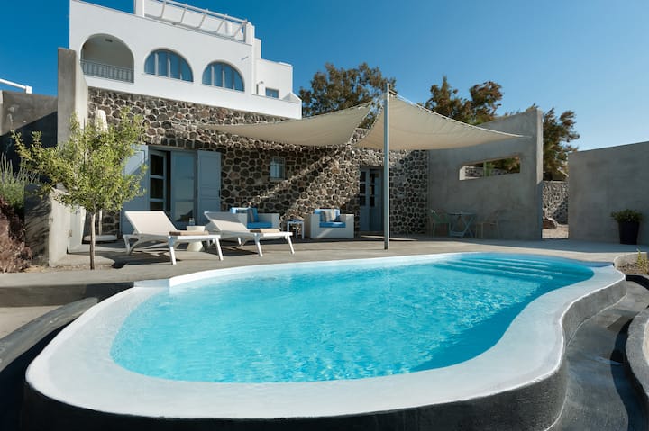 Chef Included By Fantasia Villas: Pyrgos Estate - Oia