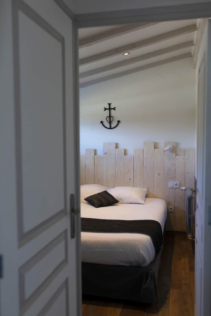 Suite Appartement 2 Chb + Terrasse (Côté Rue 35m²) - Saintes-Maries-de-la-Mer