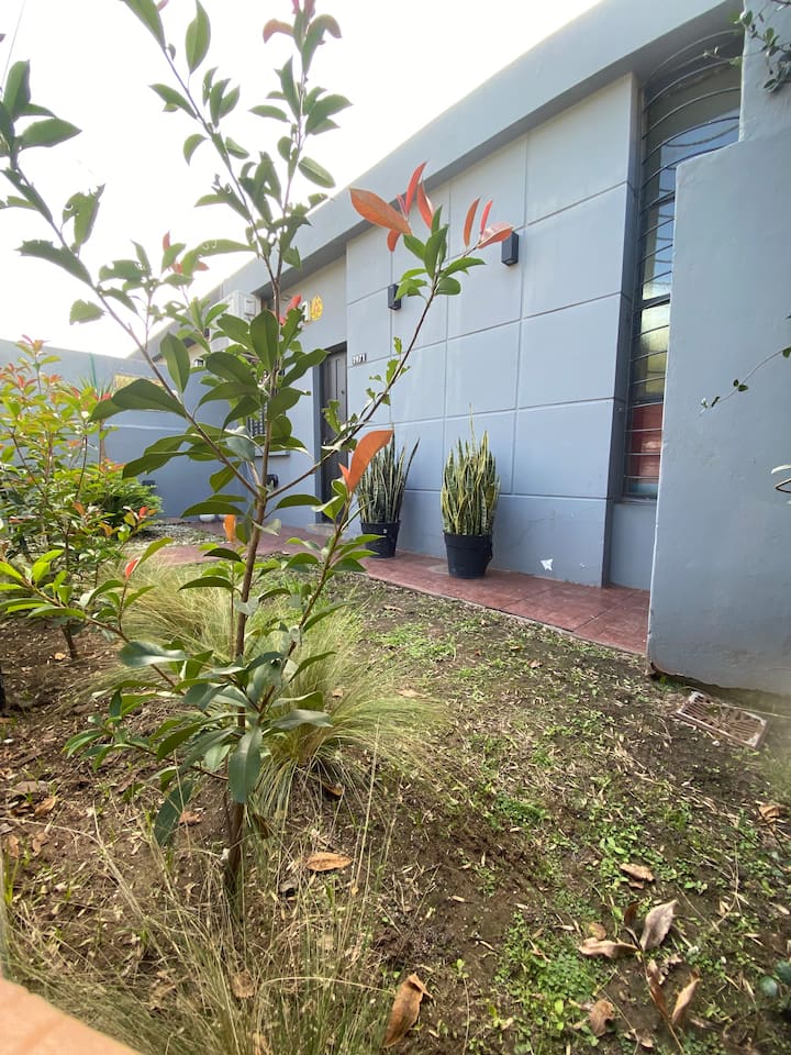 Casa Con Cochera A 5 Min Del Centro/1’hospitales - Paraná