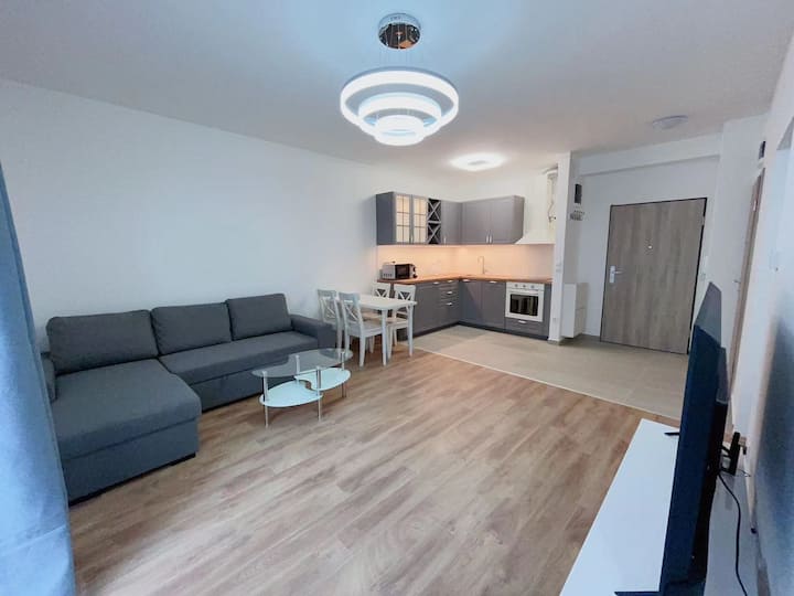 Oktogon Aparment With Balcony - Budapest