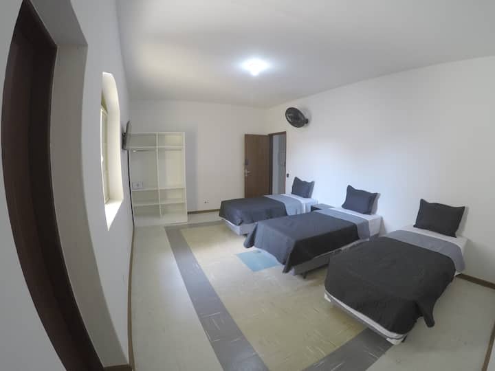 Pousada Do Comércio - Quarto Triplo Solteiro - Varginha