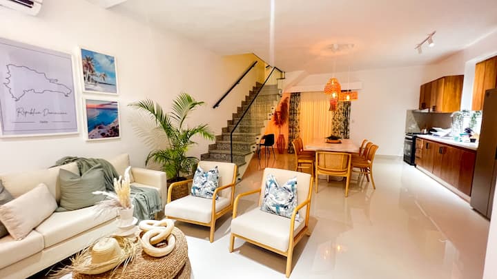 Heart Of Punta Cana: Modern Villa W/prv Xl Jacuzzi - Punta Cana